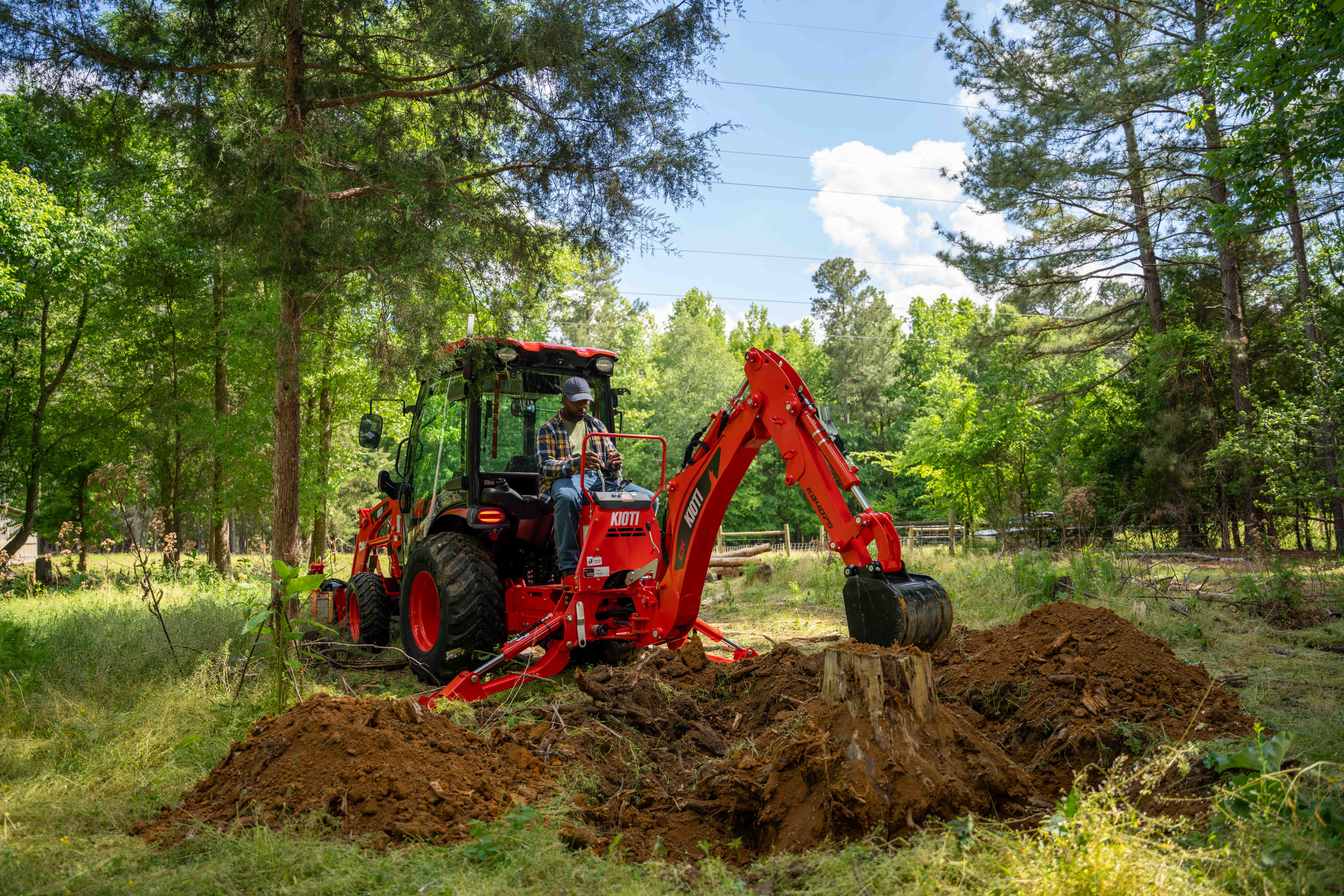 Kioti CK40 Compact Tractors Add Tech, Lift Power | Equipment World